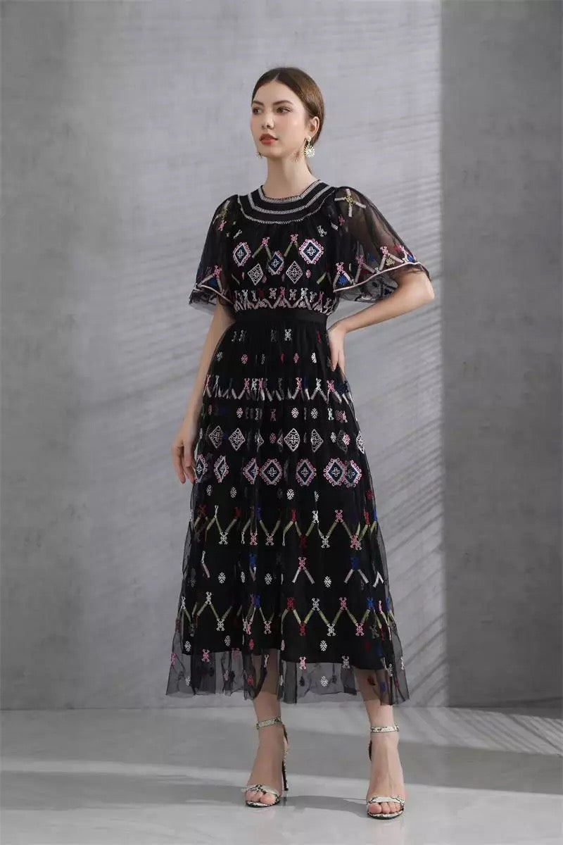 LADY SHARMA (ON HAND) – FRNĆH